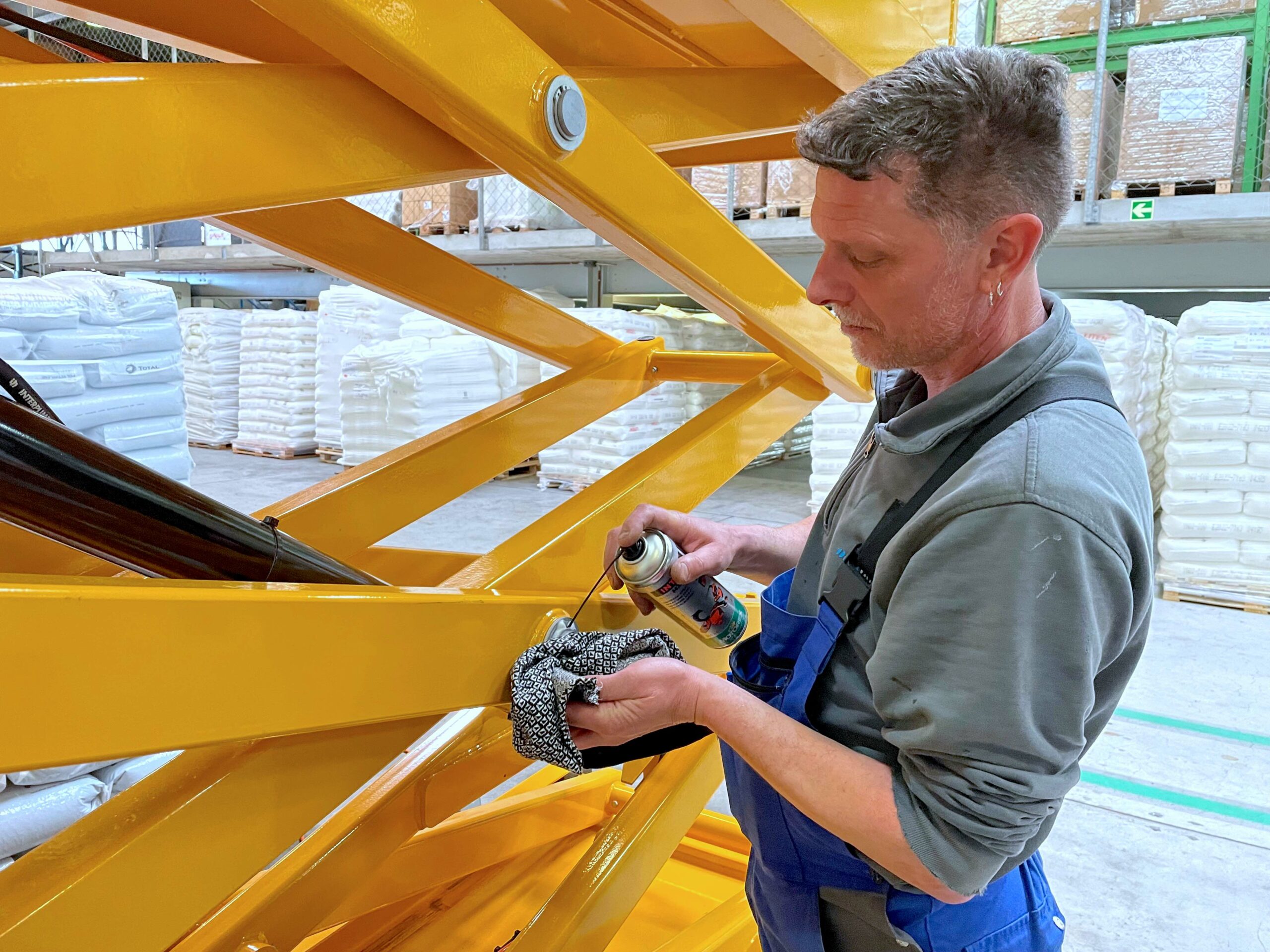 Service: im Einsatz mit Günther Schneider - Maltech AG